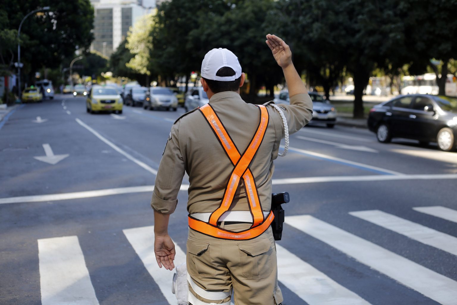 Operação Volta às Aulas: GM-Rio reforça patrulhamento de trânsito no ...
