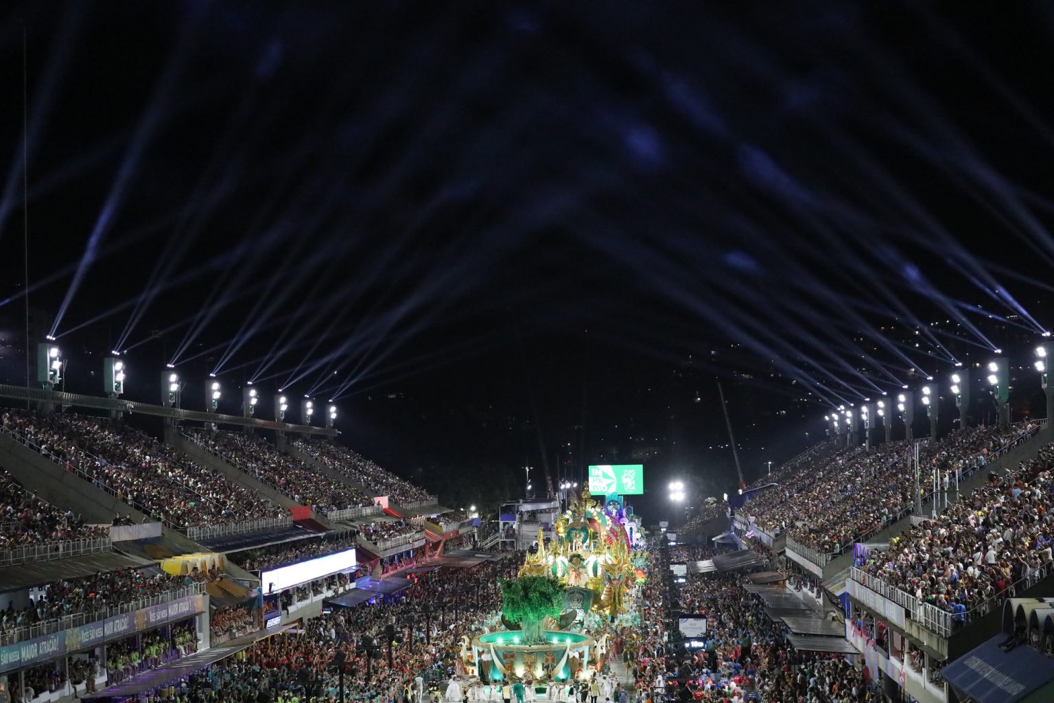 Fotogaleria: veja como foi o primeiro dia de desfiles do Grupo Especial na Sapucaí - Prefeitura ...