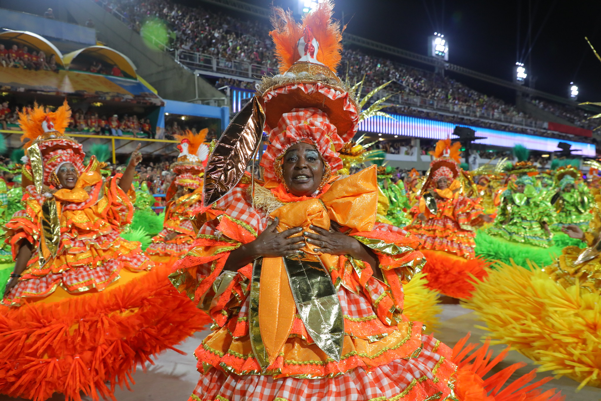 Fotogaleria: veja como foi o primeiro dia de desfiles do Grupo Especial na Sapucaí - Prefeitura ...