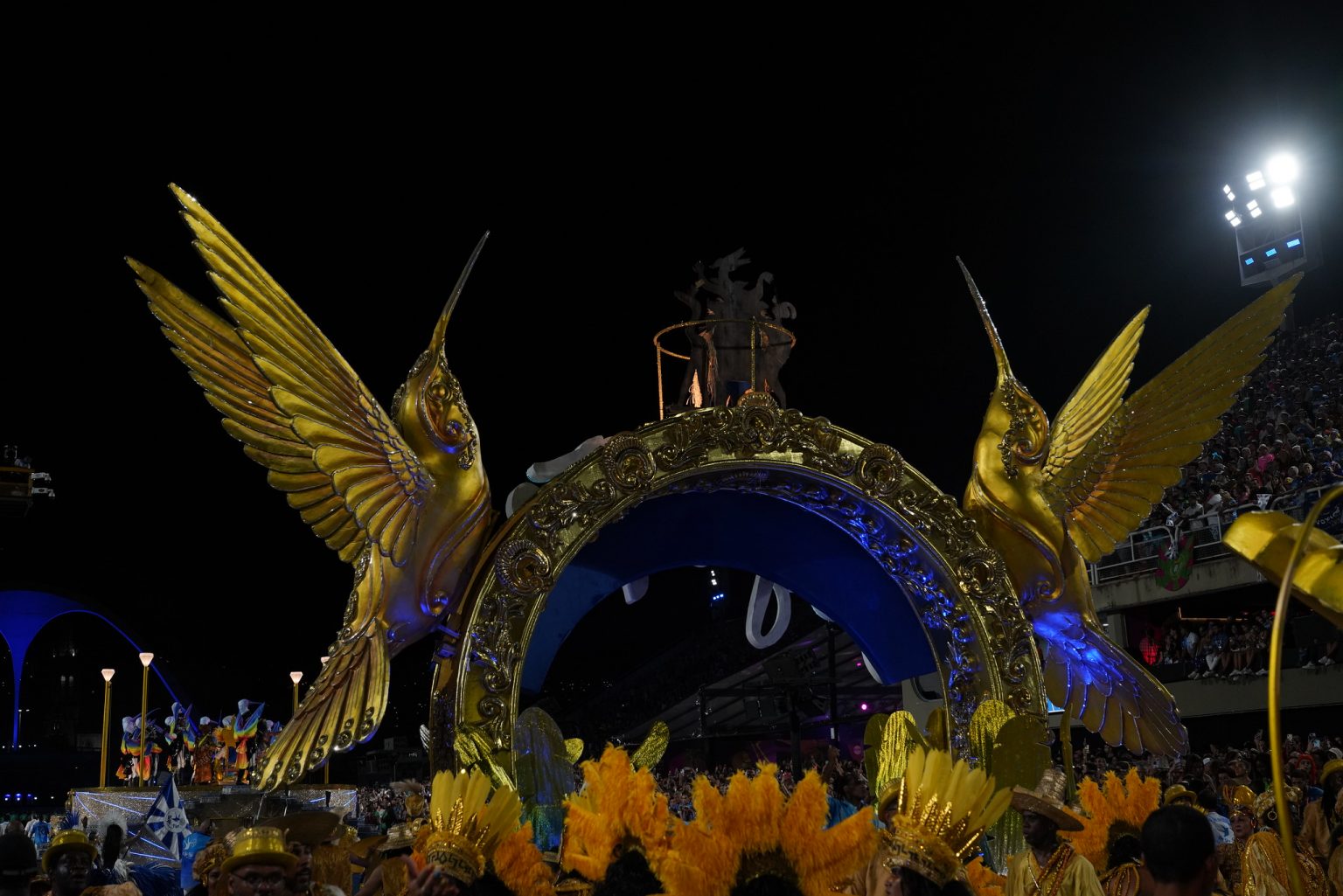 Fotogaleria: veja como foi o segundo dia de desfiles do Grupo Especial na Sapucaí - Prefeitura ...