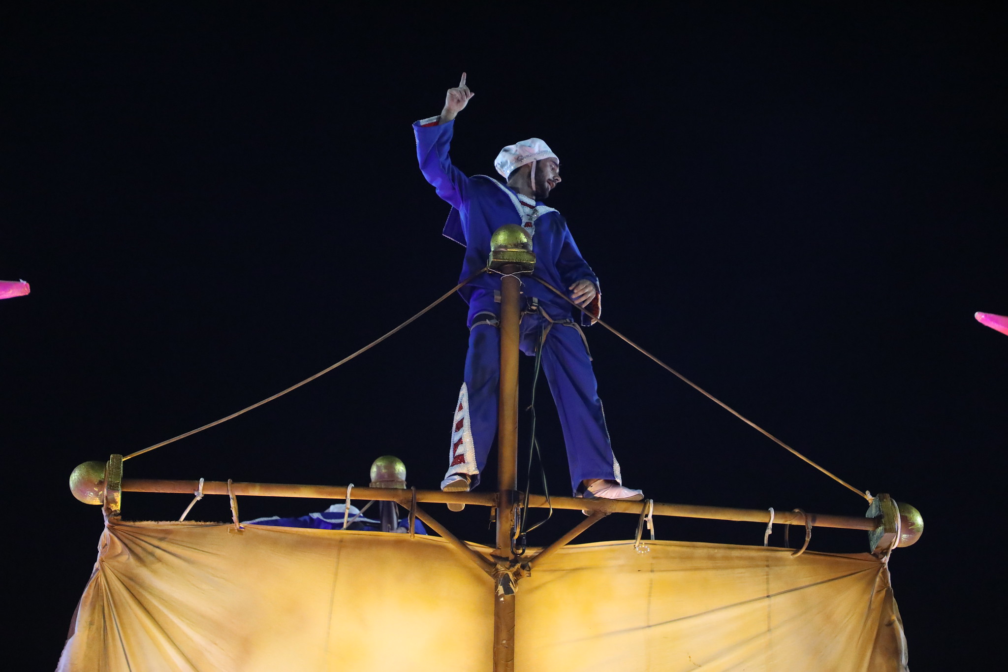 Fotogaleria: veja como foi o segundo dia de desfiles do Grupo Especial na Sapucaí - Prefeitura ...