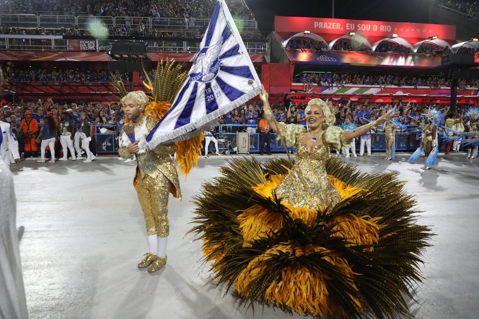 Fotogaleria: veja como foi o segundo dia de desfiles do Grupo Especial na Sapucaí - Prefeitura ...