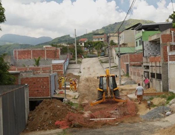 Prefeitura entrega obras de drenagem na comunidade do Batan, em ...