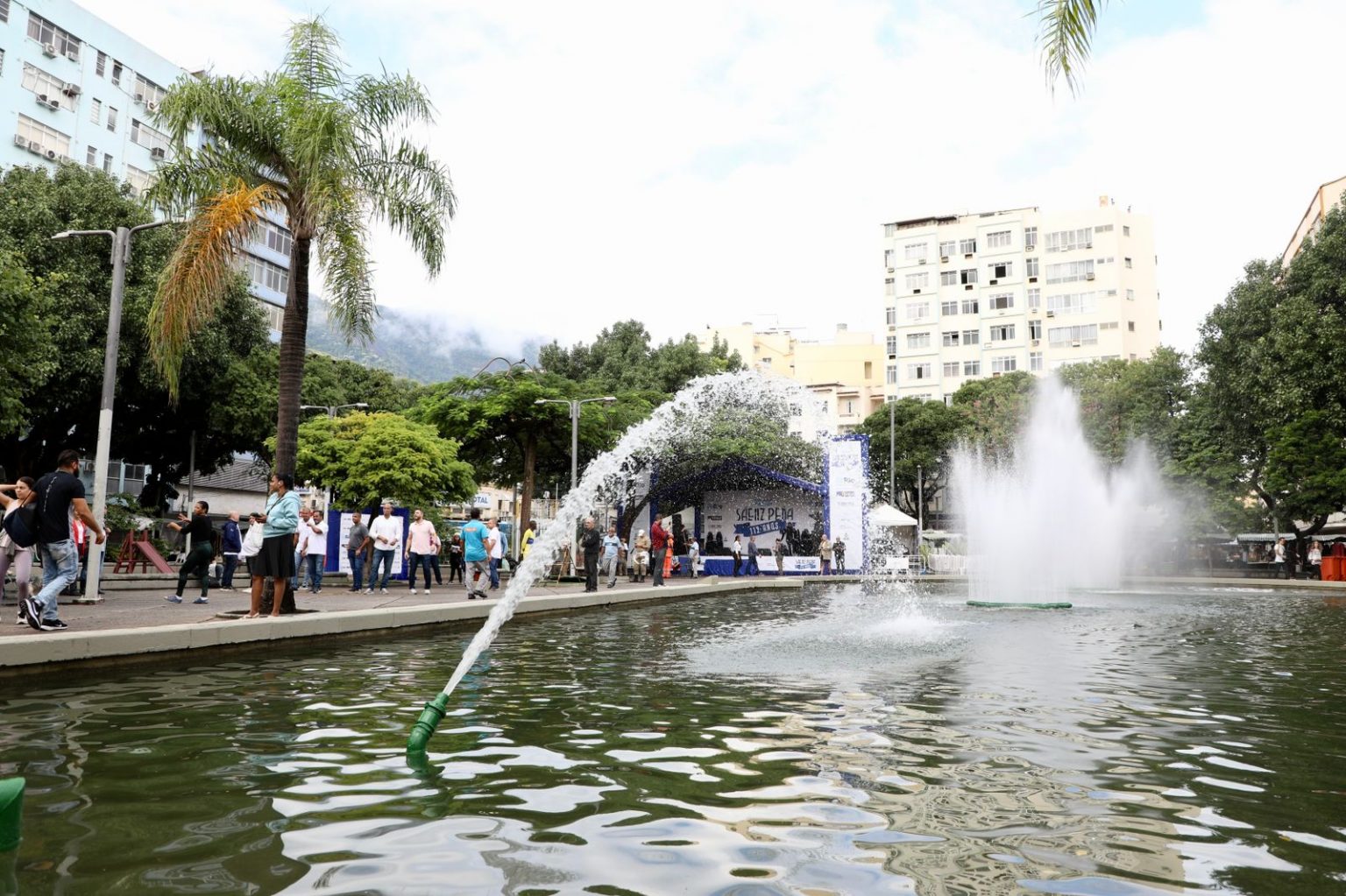 Plaza Sáenz Peña celebra 112 años con fiesta y oficios en la ...