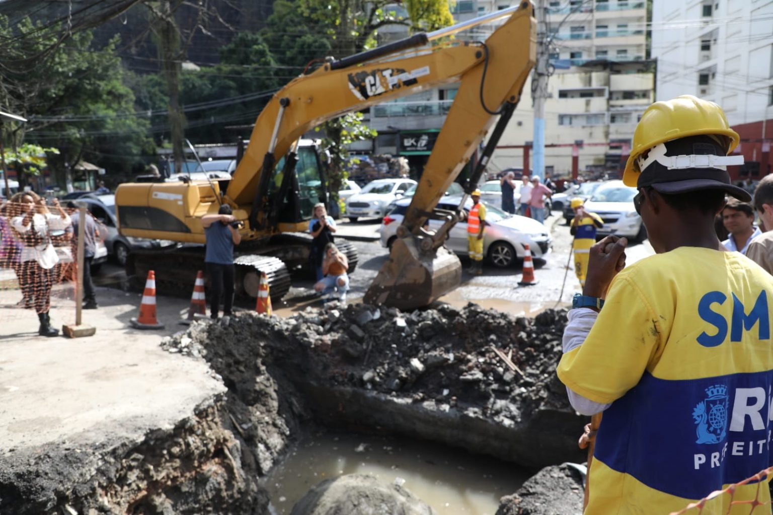 Prefeitura Inicia Obras De Infraestrutura E Drenagem Na Avenida