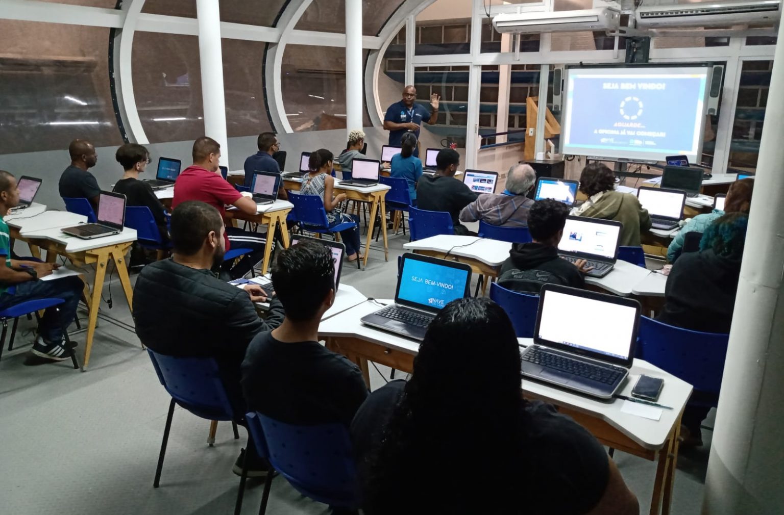 Naves do Conhecimento oferecem mais de 3 mil vagas em cursos e oficinas gratuitos de tecnologia ...