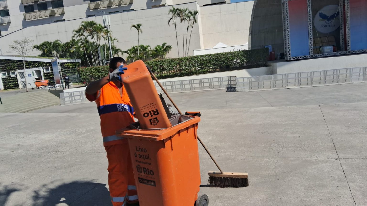 Comlurb prepara operação de limpeza para show, neste domingo, no Parque ... Comlurb prepara operação de limpeza para show, neste domingo, no Parque ...
