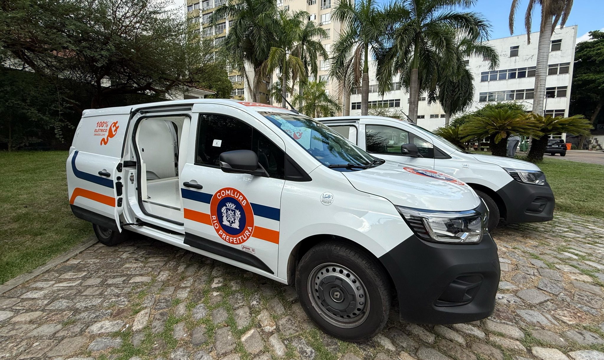 Comlurb receives new 100% electric vehicles for collection in the ...