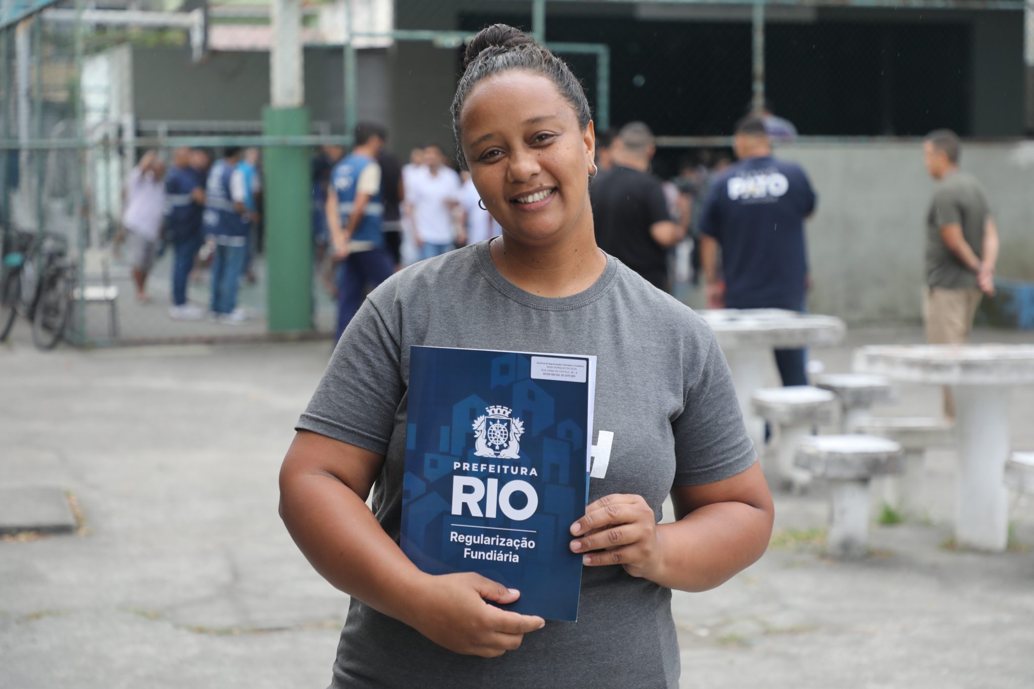 Comunidade Entre Rios, em Curicica, recebe 350 Termos de Reconhecimento ...